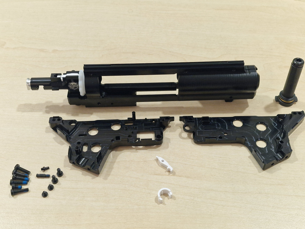 Купить RETRO ARMS 5792 CNC Split Gearbox V2 with int, Hop Up Chamber ...