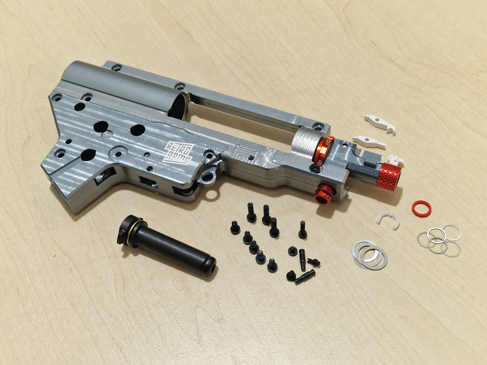 Купить RETRO ARMS 20092 CNC Split Gearbox V2 with int. Hop Up Chamber ...