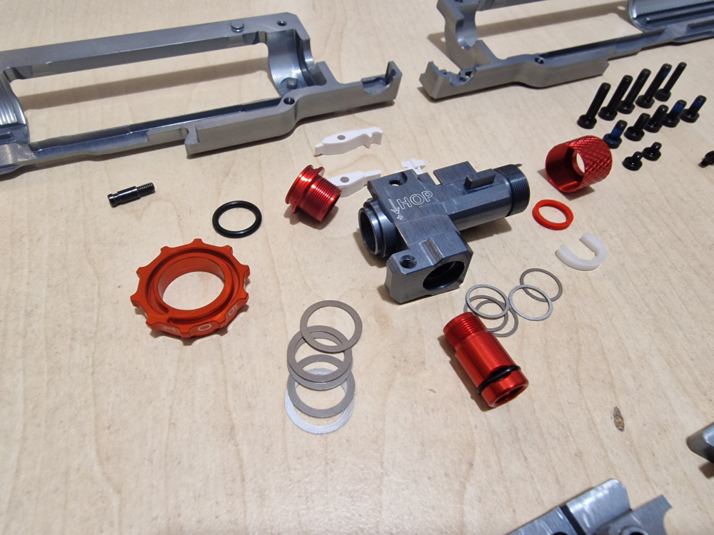 Купить RETRO ARMS 20092 CNC Split Gearbox V2 with int. Hop Up Chamber ...