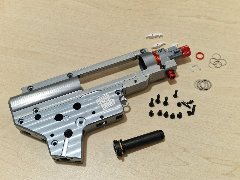 Купить RETRO ARMS 20092 CNC Split Gearbox V2 with int. Hop Up Chamber ...