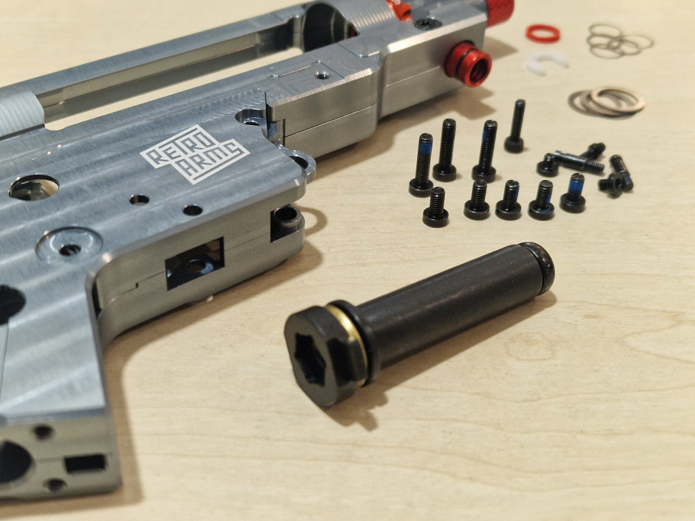 Купить RETRO ARMS 20092 CNC Split Gearbox V2 with int. Hop Up Chamber ...